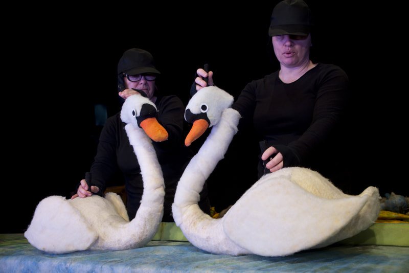 The Ugly Duckling : Puppet Show| Crane Creations